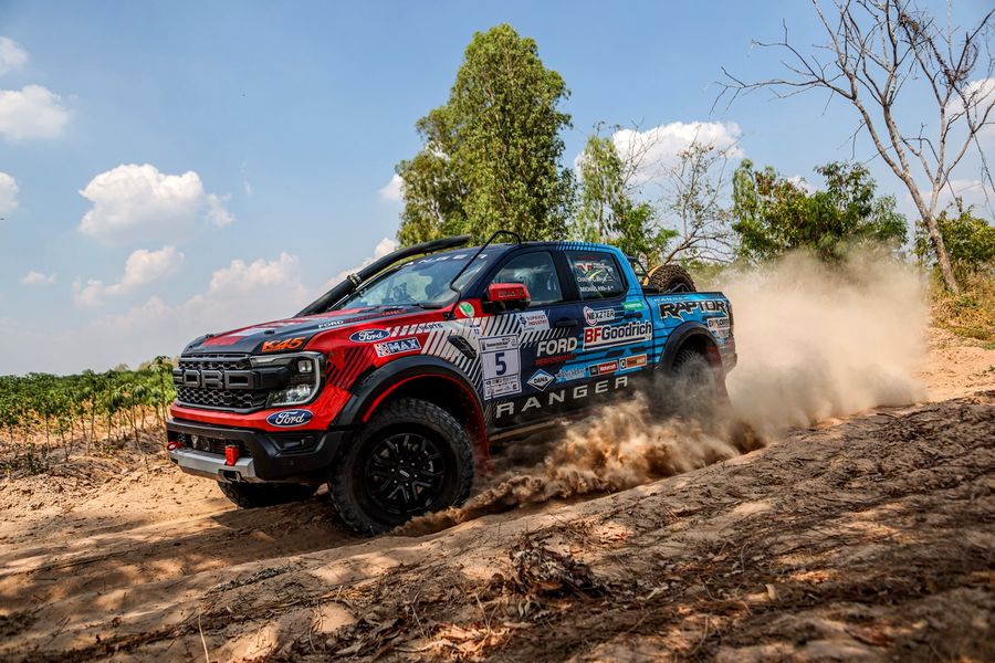 ฟอร์ด เรนเจอร์ แร็พเตอร์ คว้า 2 รางวัลในสนามเปิดฤดูกาล TRRC - Autoliketv